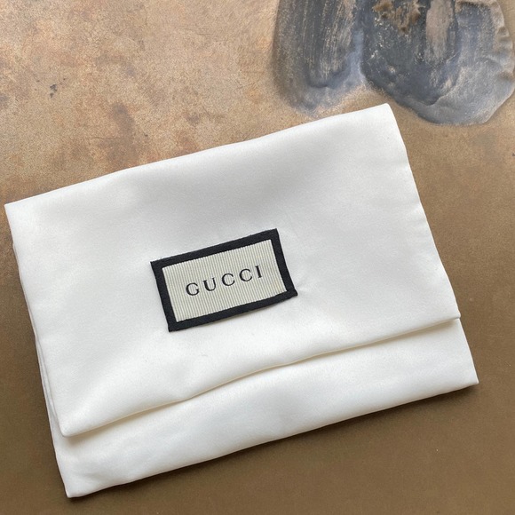 Gucci | Bags | Gucci Logo Jewelry Bag Necklace Pouch New Signature ...